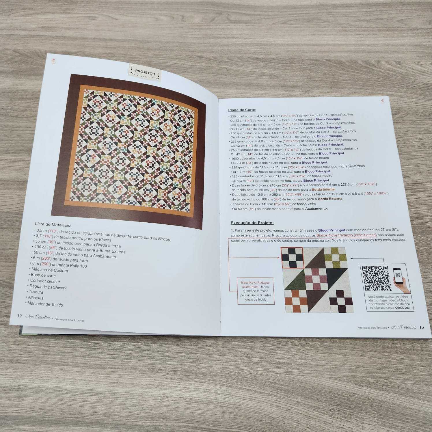 Livro Patchwork Com Retalhos - Ana Cosentino